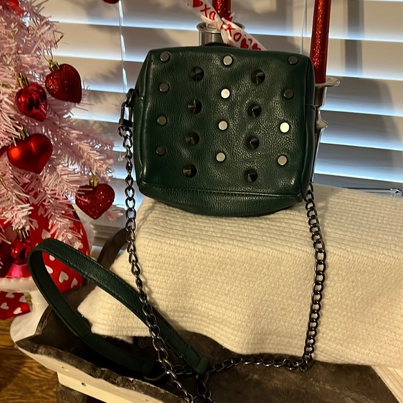 Steve Madden | Bags | Steve Madden Green Spiked Purse On The Chain ...